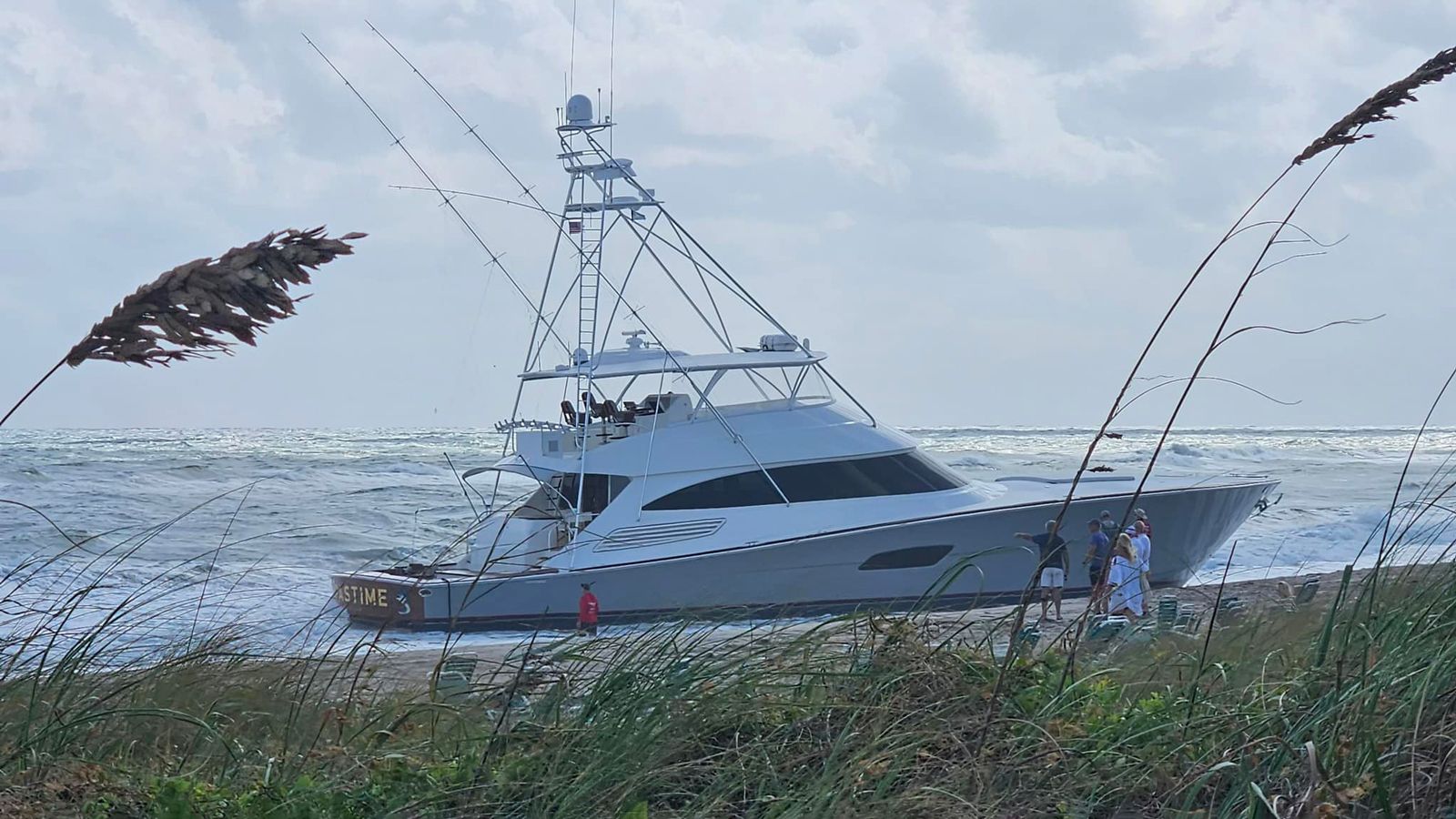 Manufacturing or design error not the fault of 28m Viking yacht Pastime ...